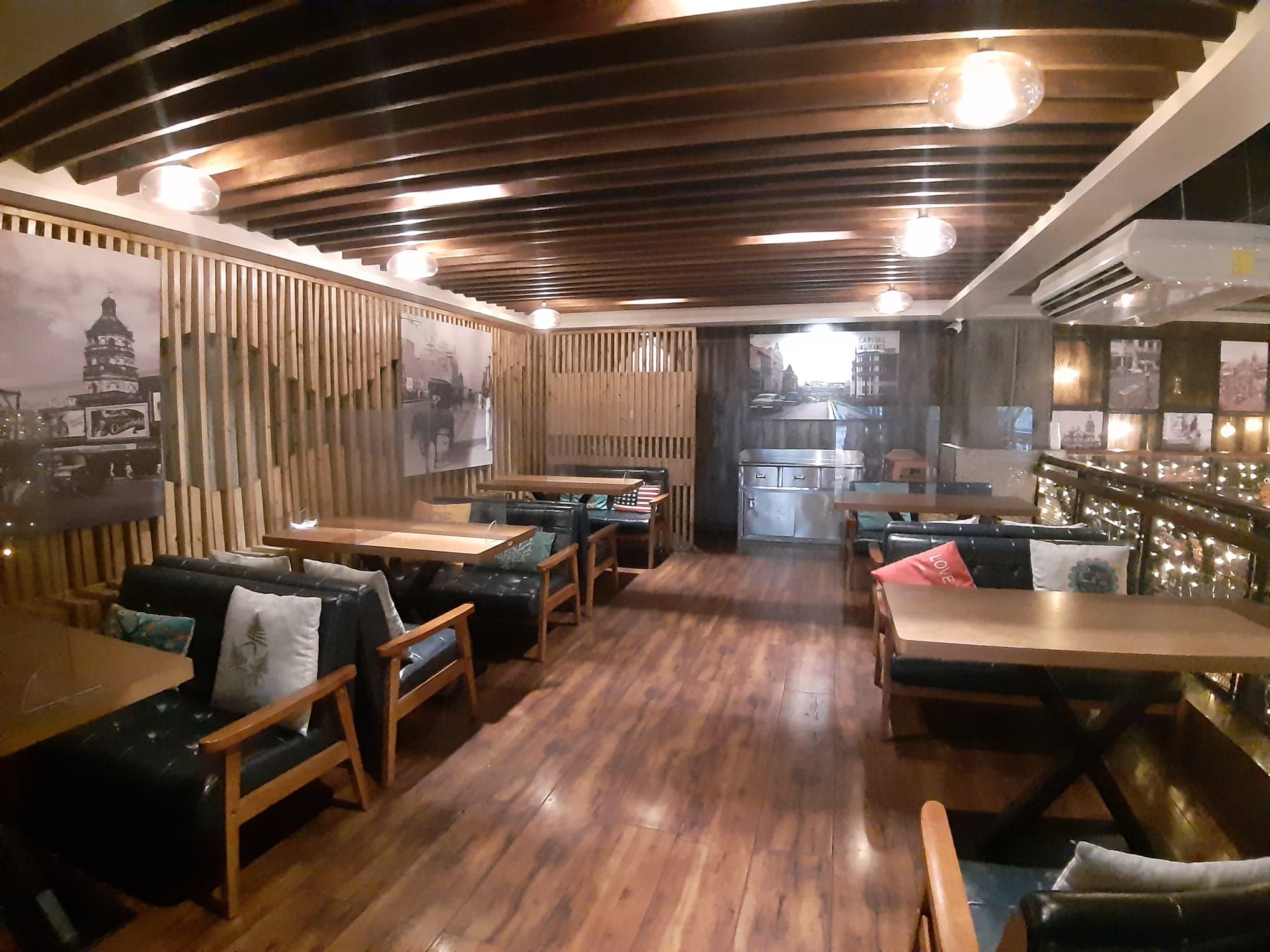 Grand Cafe 1919 – The Mermaid Travels